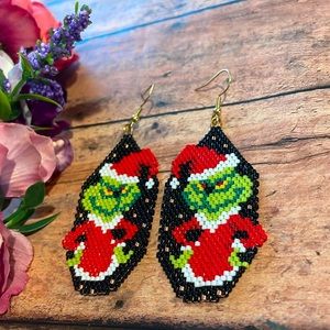 Handmade | Jewelry | Grinch Beaded Earring | Poshmark